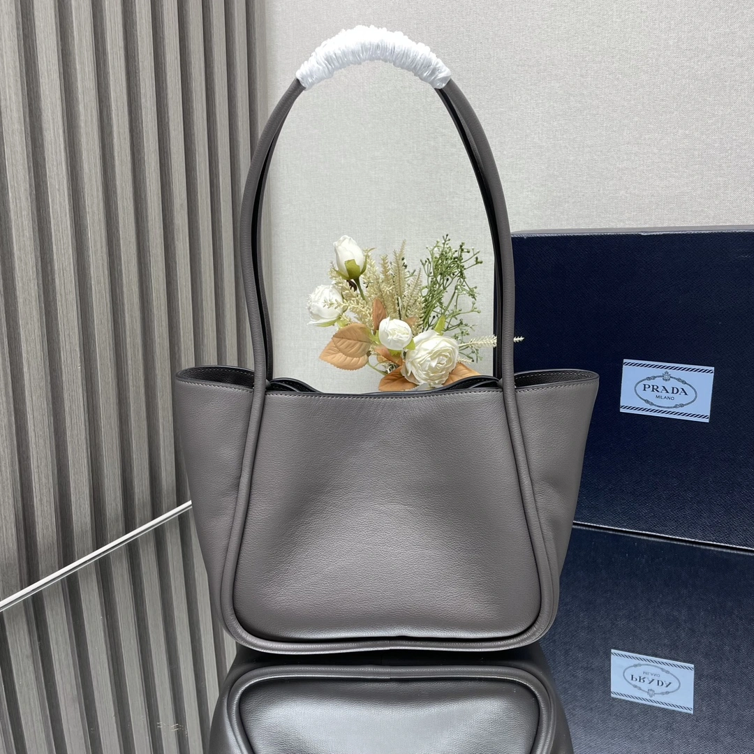 Indistinguishable Prada Shopping Bags