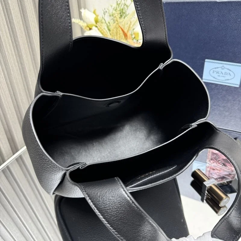 Bargain Prada Shopping Bags
