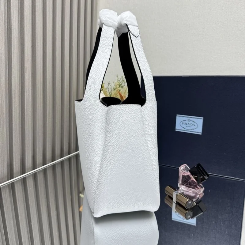 Value-priced Prada Shopping Bags