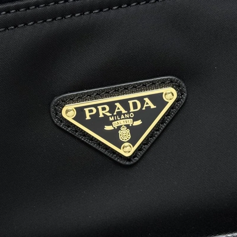 Cut-rate Prada Shopping Bags