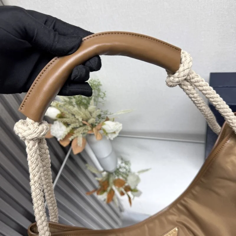 High accuracy Prada Shopping Bags