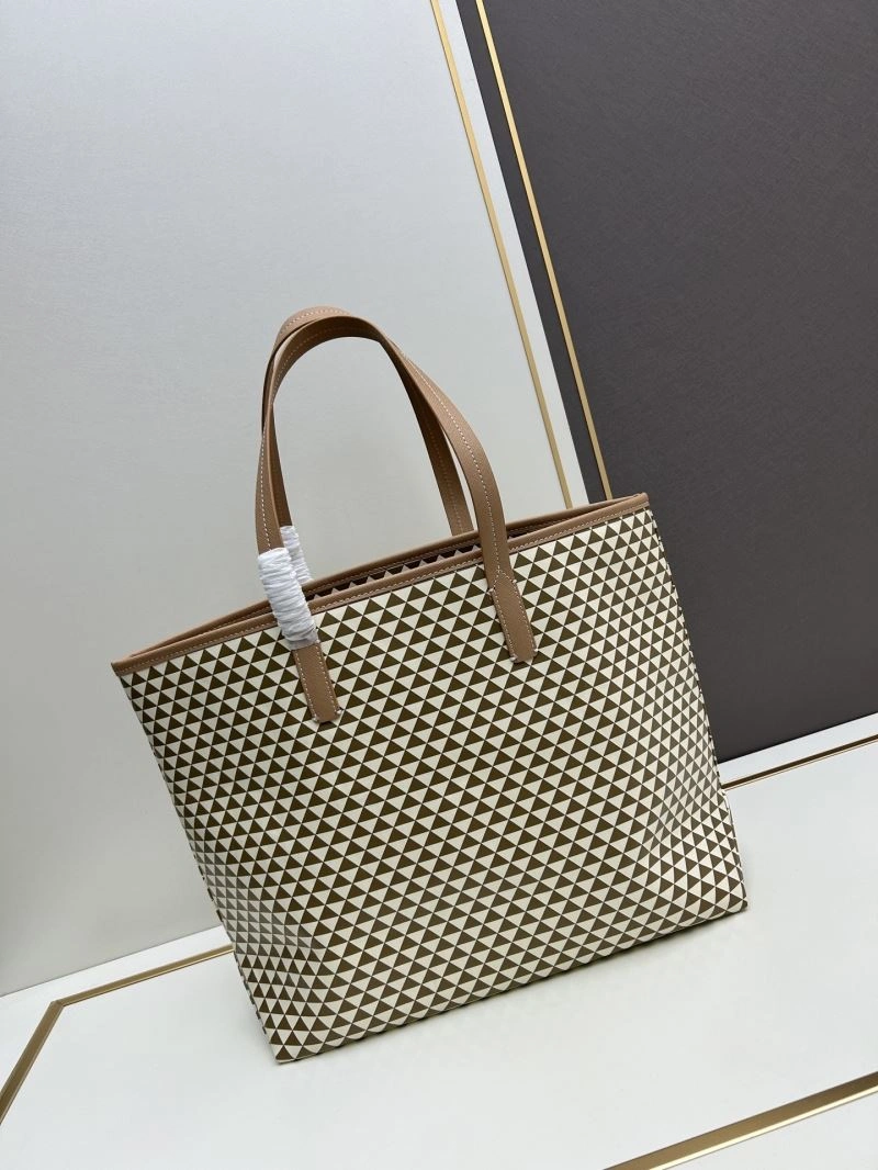 Top match Prada Shopping Bags