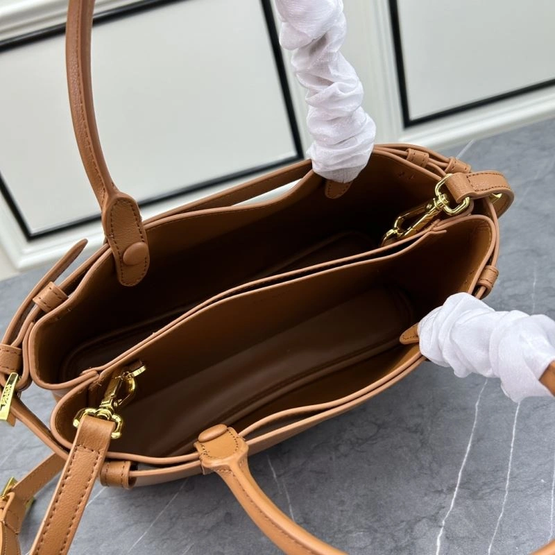 High fidelity Prada Shopping Bags