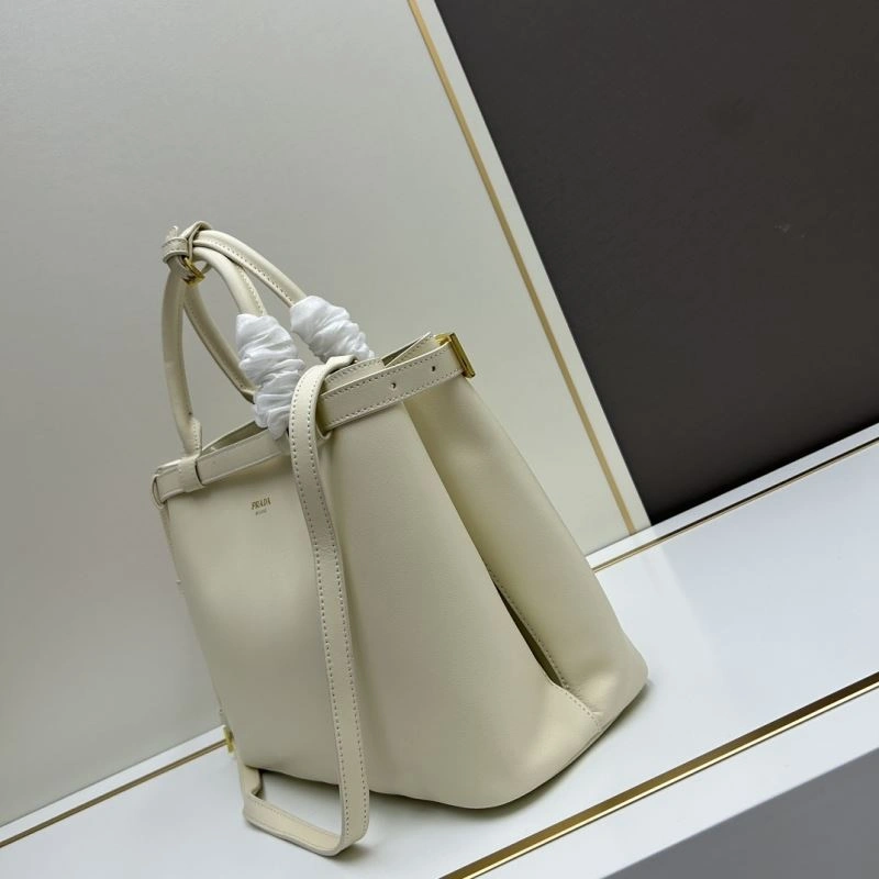 High fidelity Prada Shopping Bags