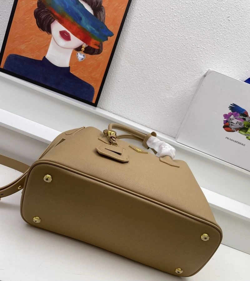 Low-cost Prada Shopping Bags