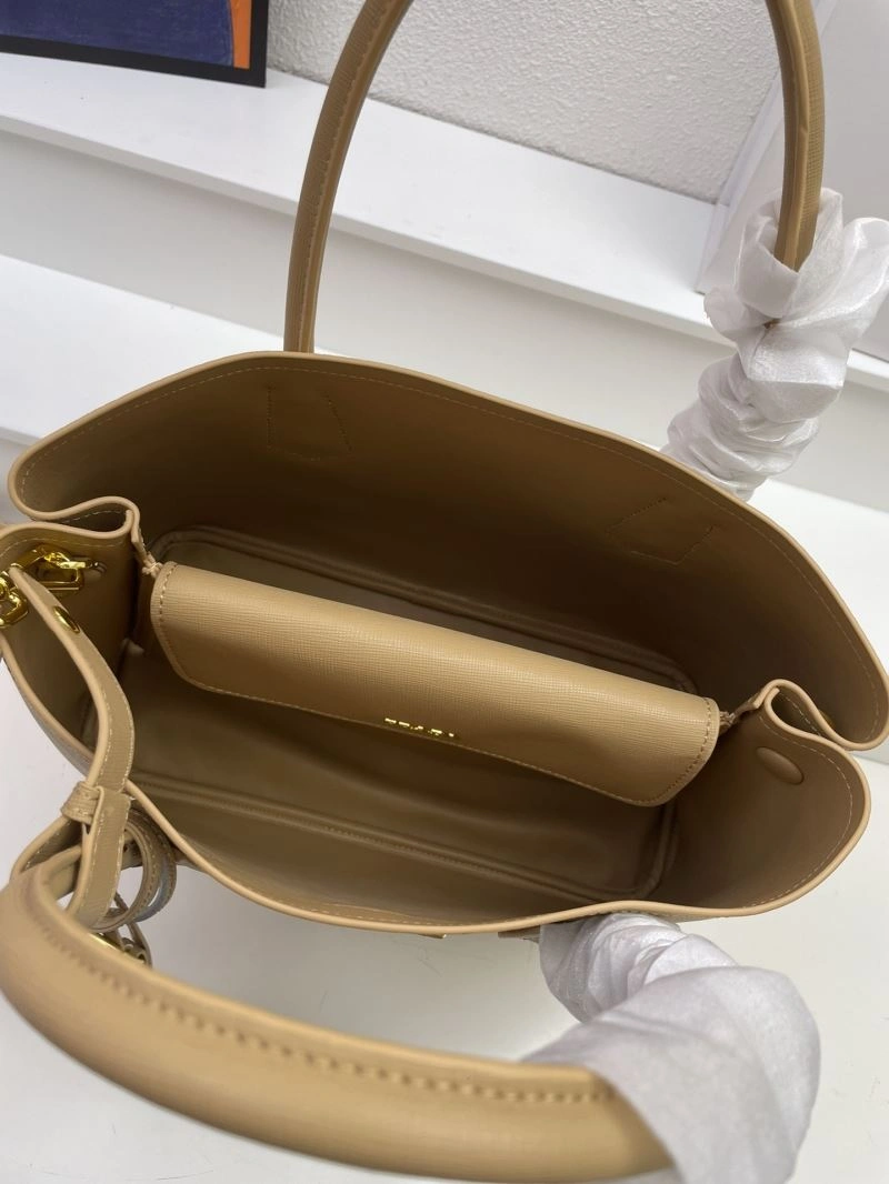Low-cost Prada Shopping Bags