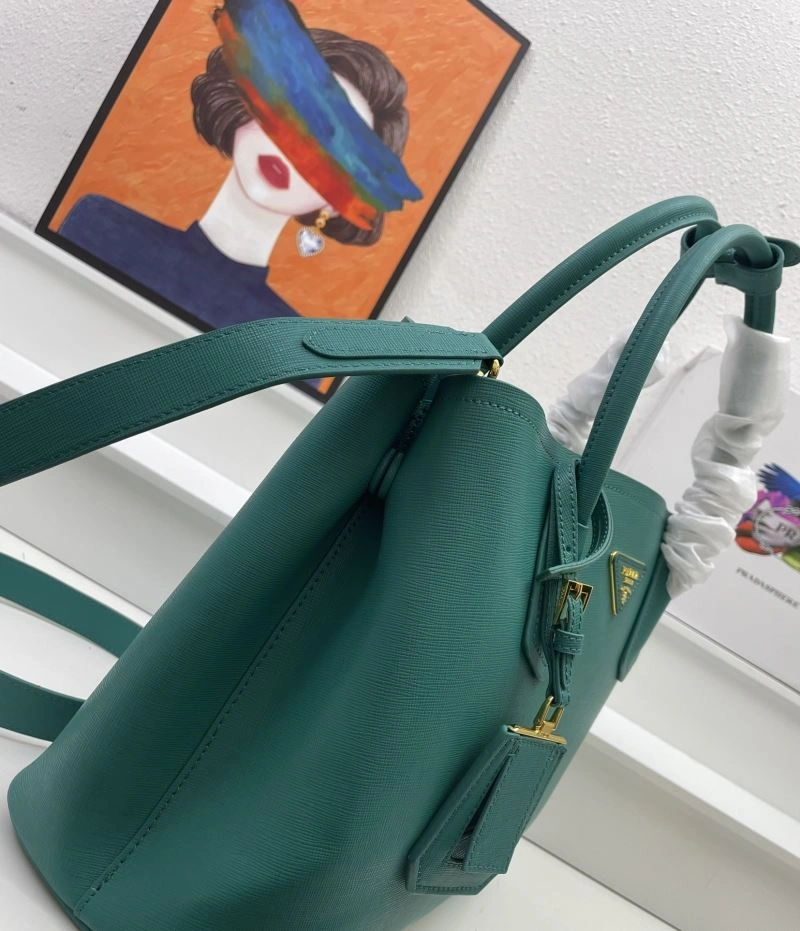 High fidelity Prada Shopping Bags