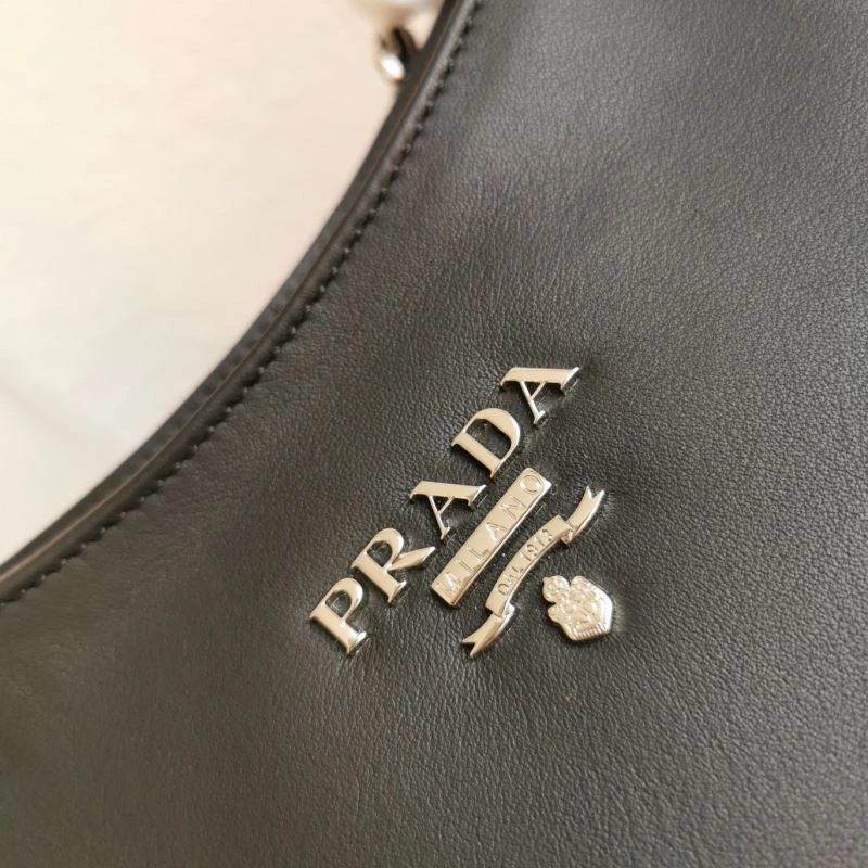 Cut-rate Prada Shopping Bags