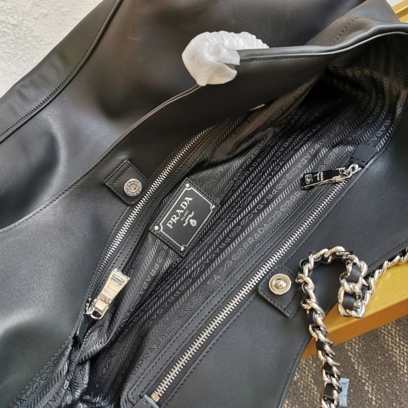 Cut-rate Prada Shopping Bags