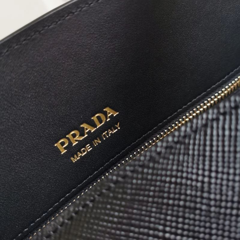 Value-priced Prada Shopping Bags