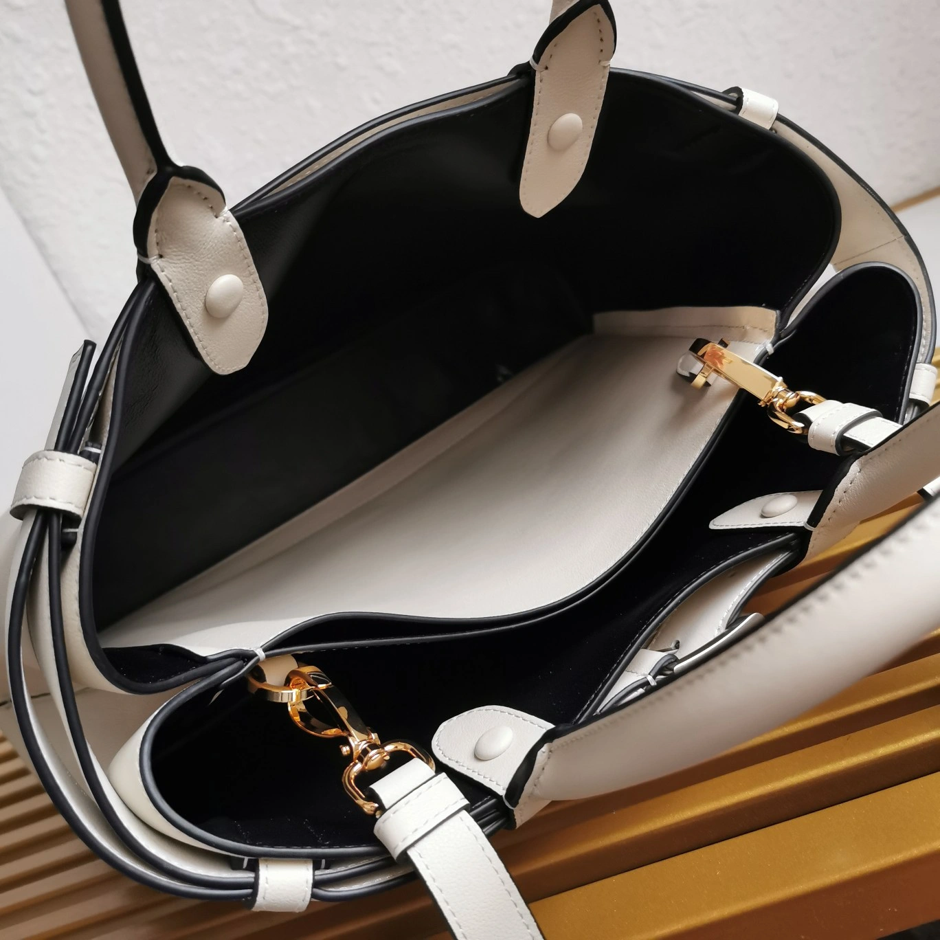 Budget-friendly Prada Shopping Bags