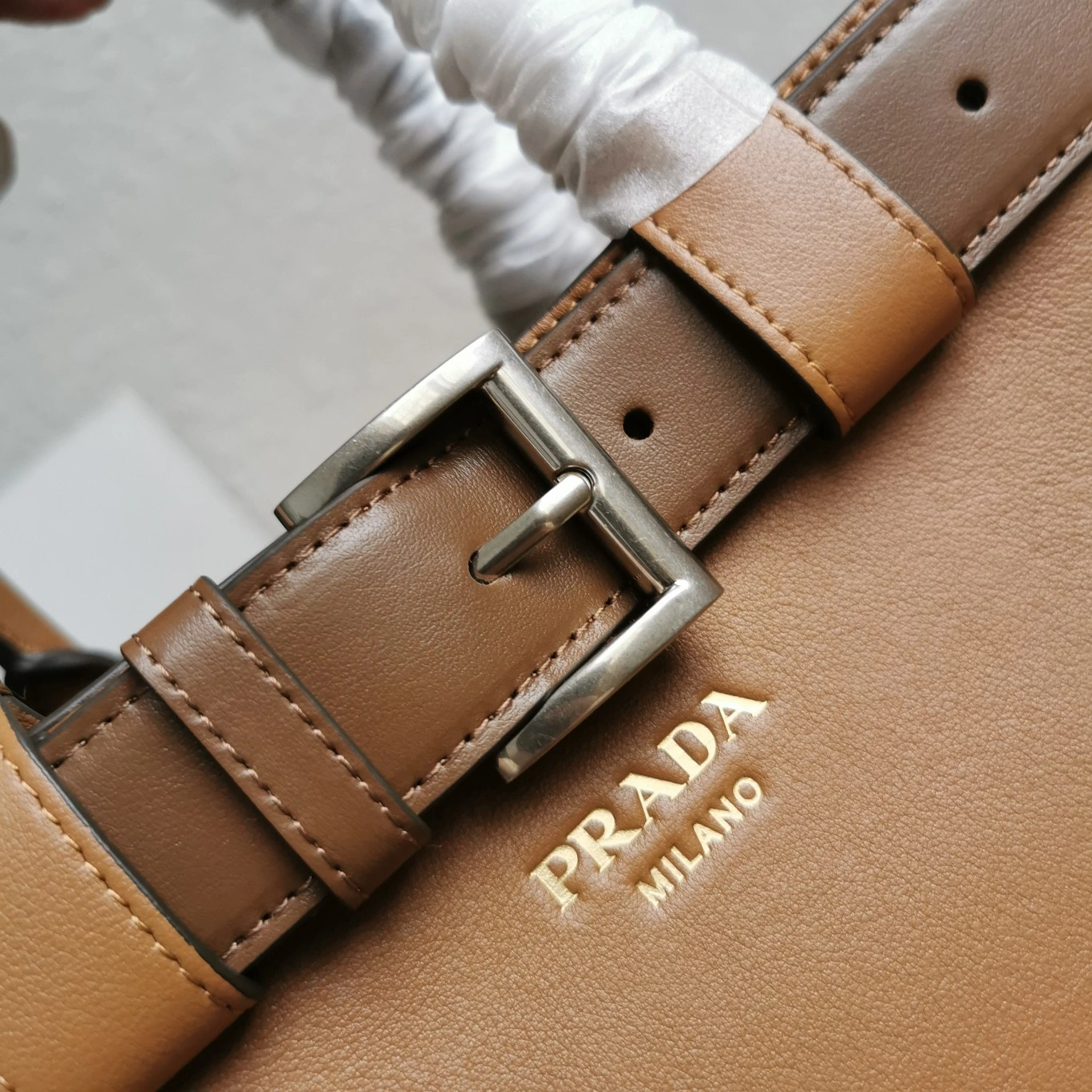 High fidelity Prada Shopping Bags