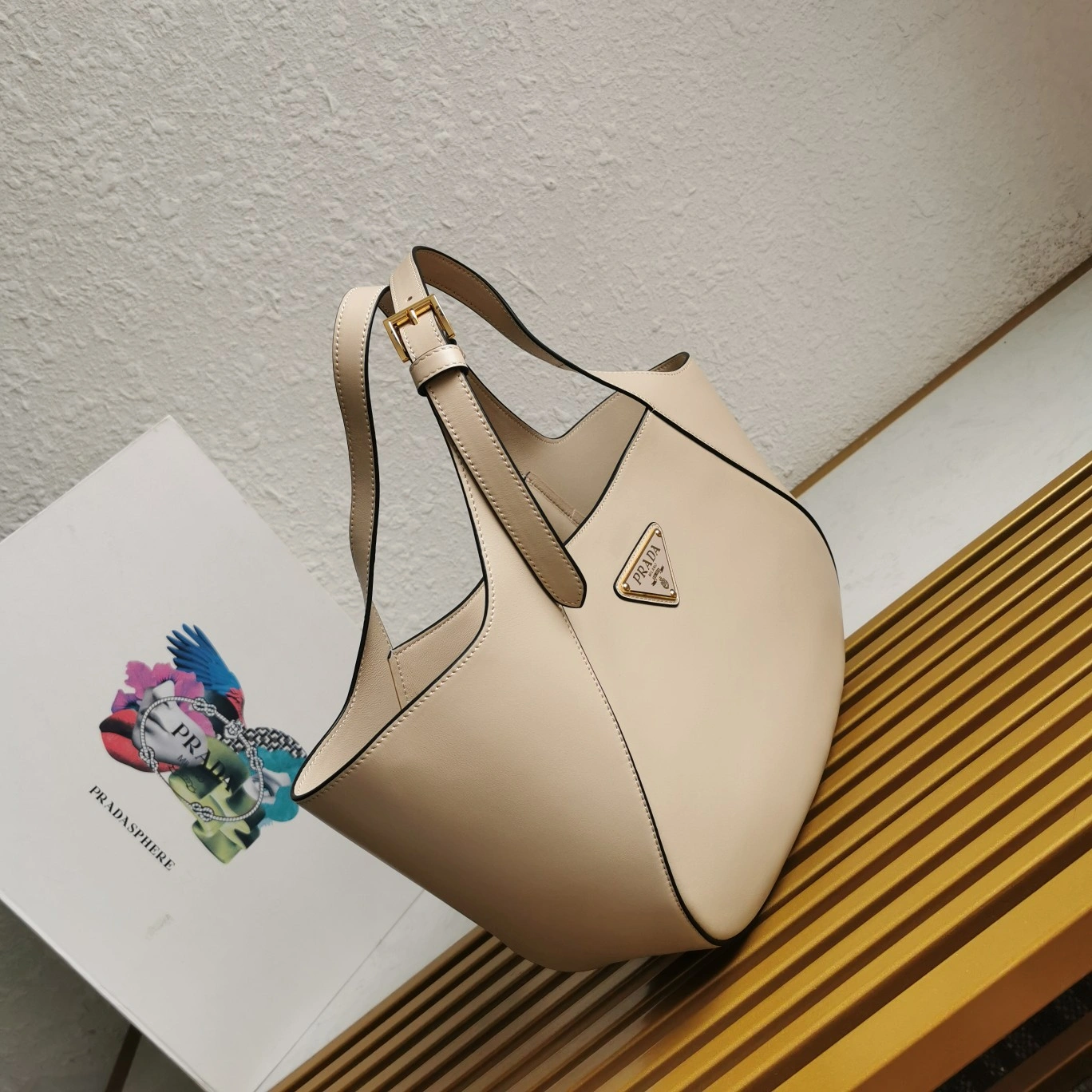 High accuracy Prada Shopping Bags