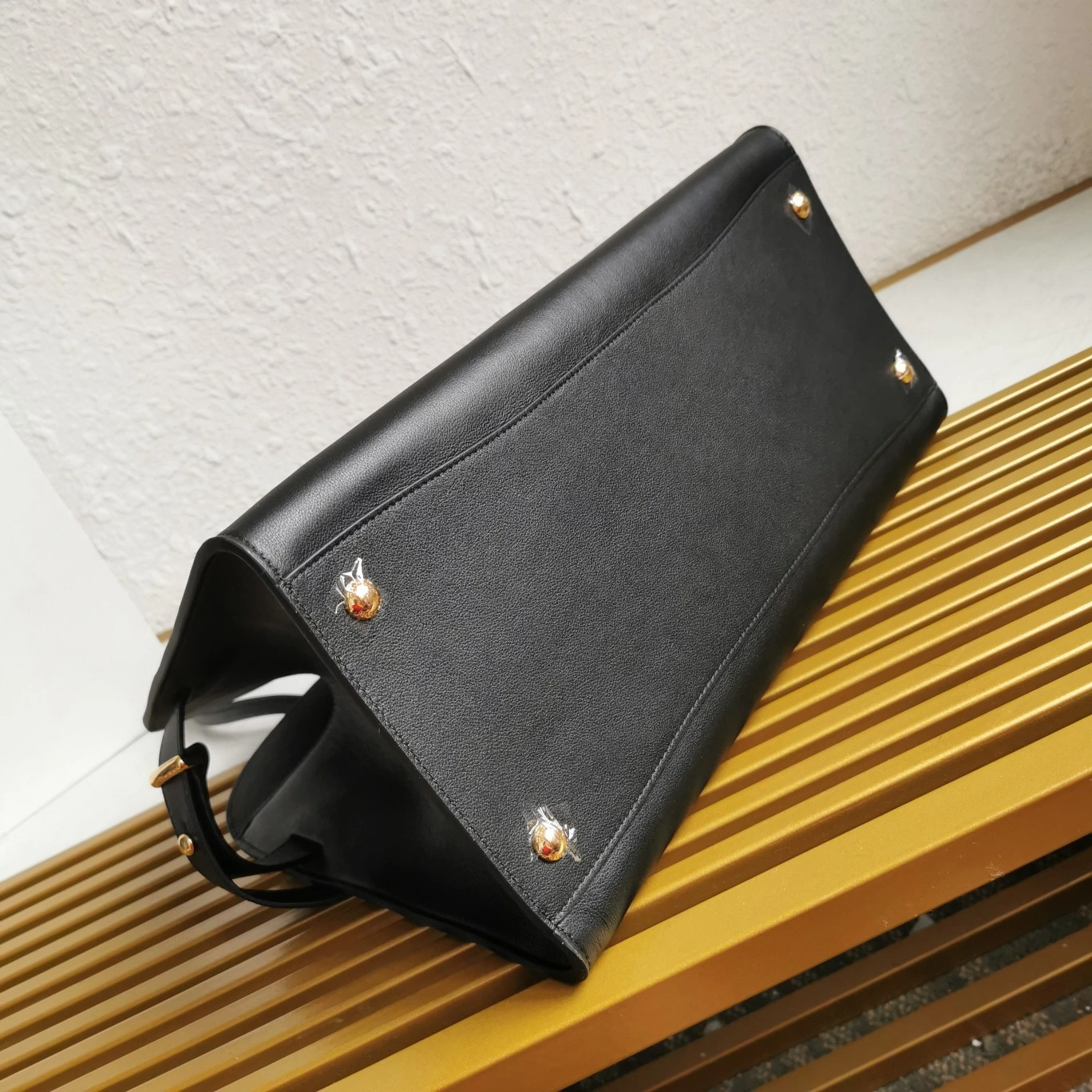 Indistinguishable Prada Shopping Bags