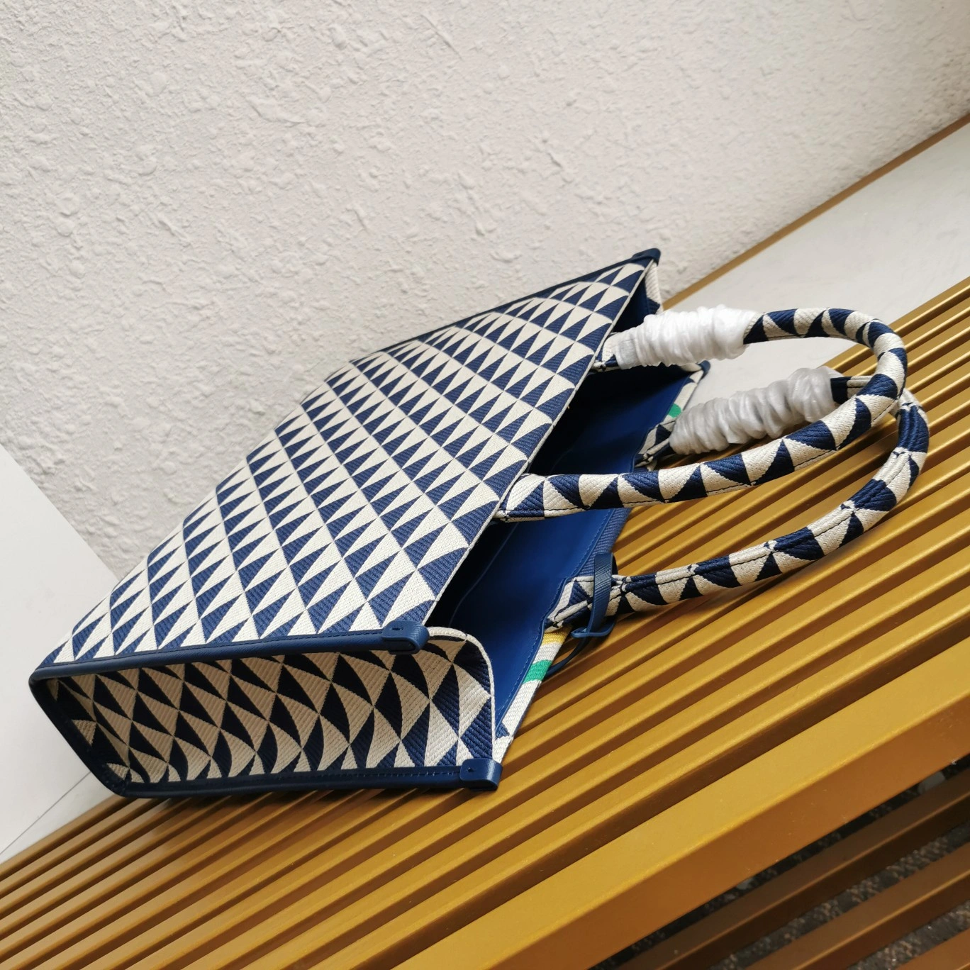 Reasonably priced Prada Shopping Bags