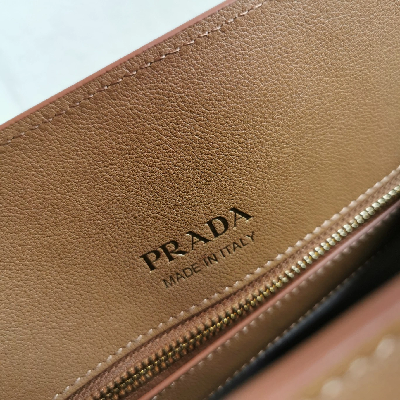 Brand-original Prada Shopping Bags