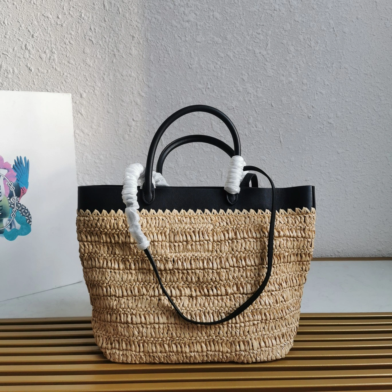 Accurate model Prada Shopping Bags