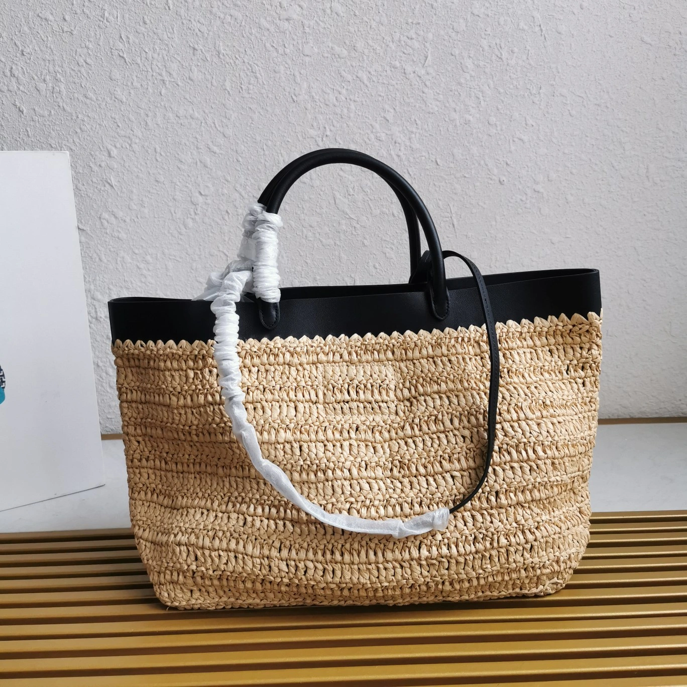 Cut-rate Prada Shopping Bags