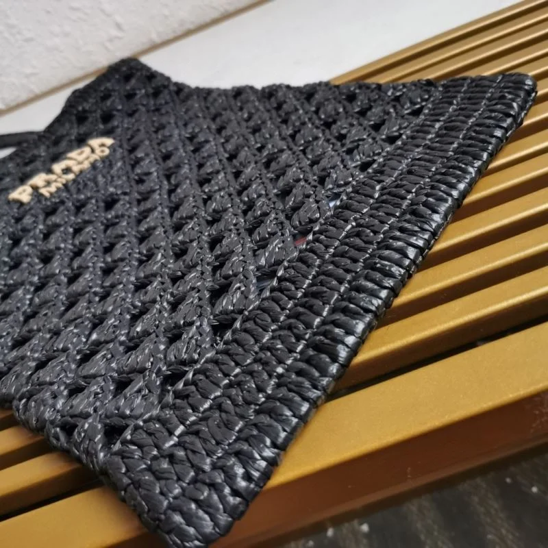 Cut-rate Prada Shopping Bags
