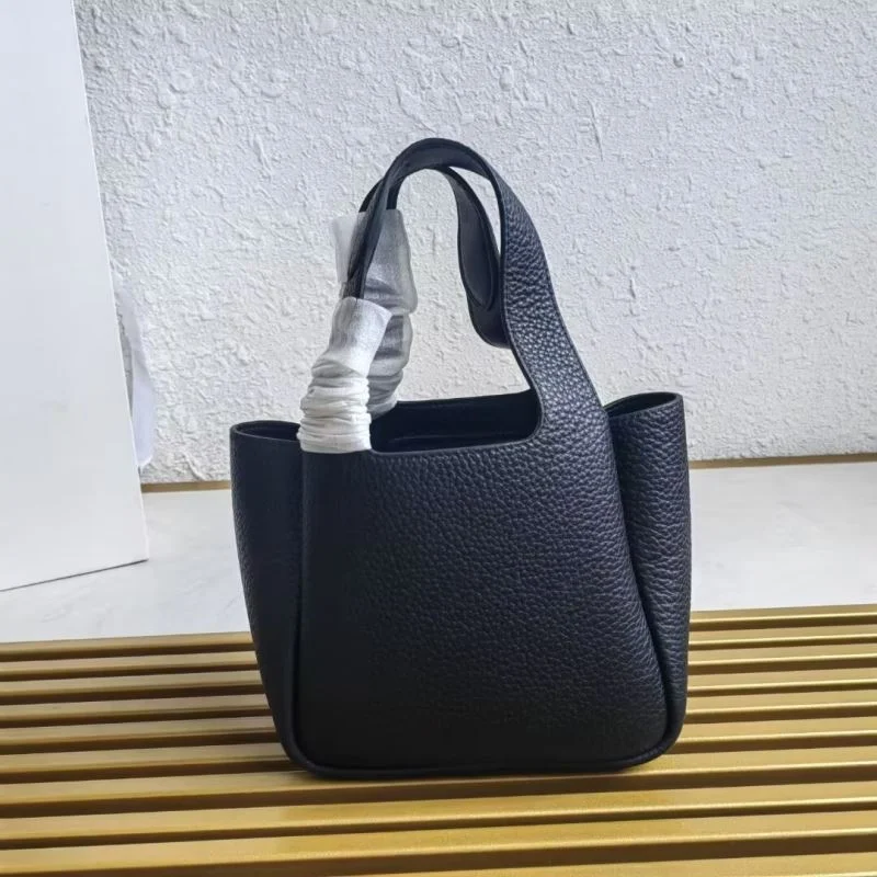Top match Prada Shopping Bags