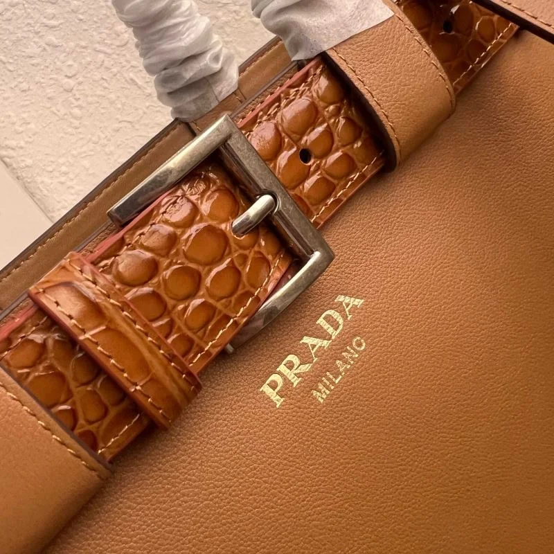 High fidelity Prada Shopping Bags