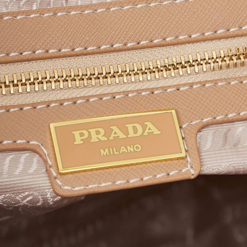 Low-cost Prada Shopping Bags
