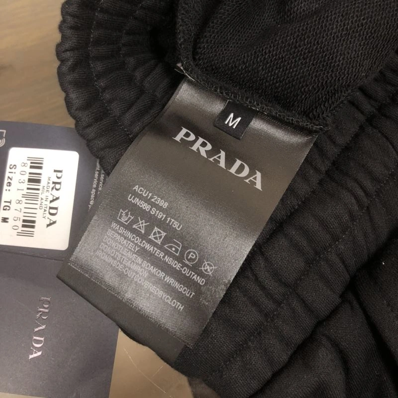 Top match Prada Short Pants