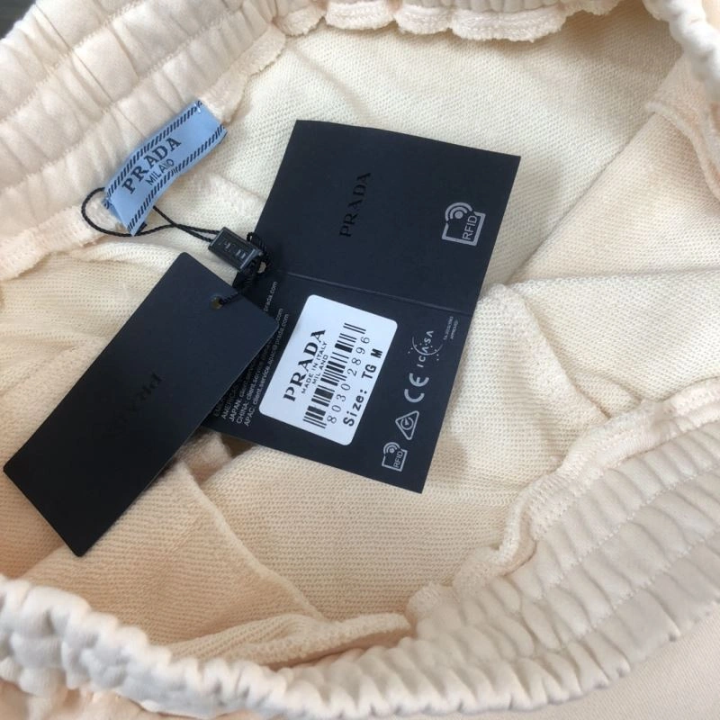 Accurate model Prada Short Pants
