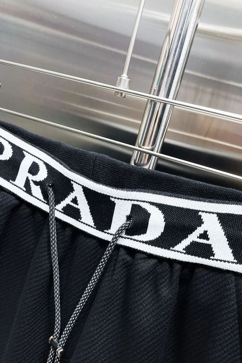 Accurate model Prada Short Pants