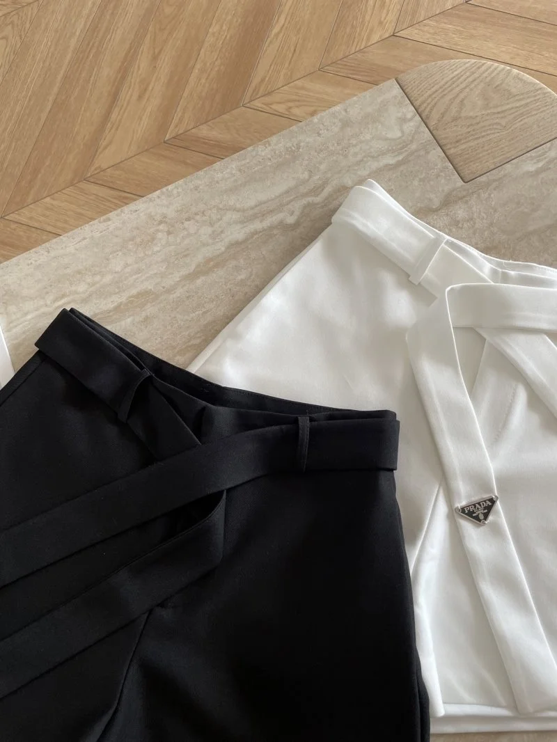 Factory-made Prada Short Pants