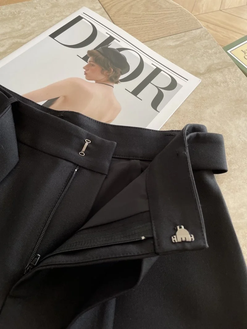 Factory-made Prada Short Pants