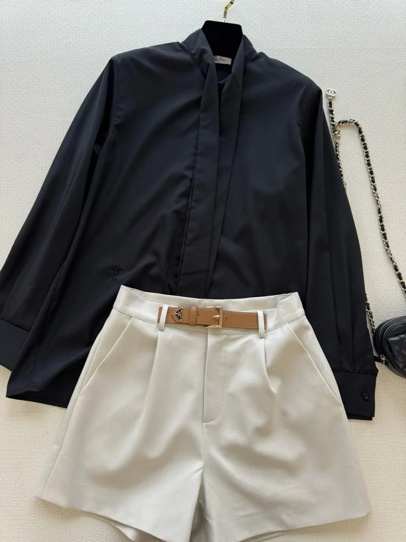Value-priced Prada Short Pants