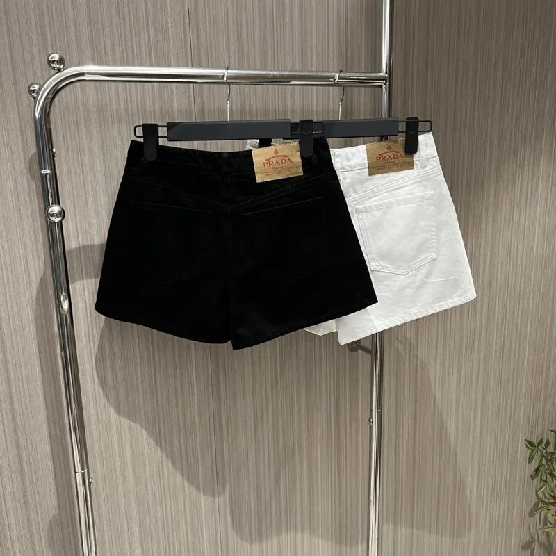 Top match Prada Short Pants