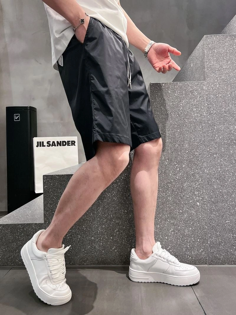 Accurate model Prada Short Pants