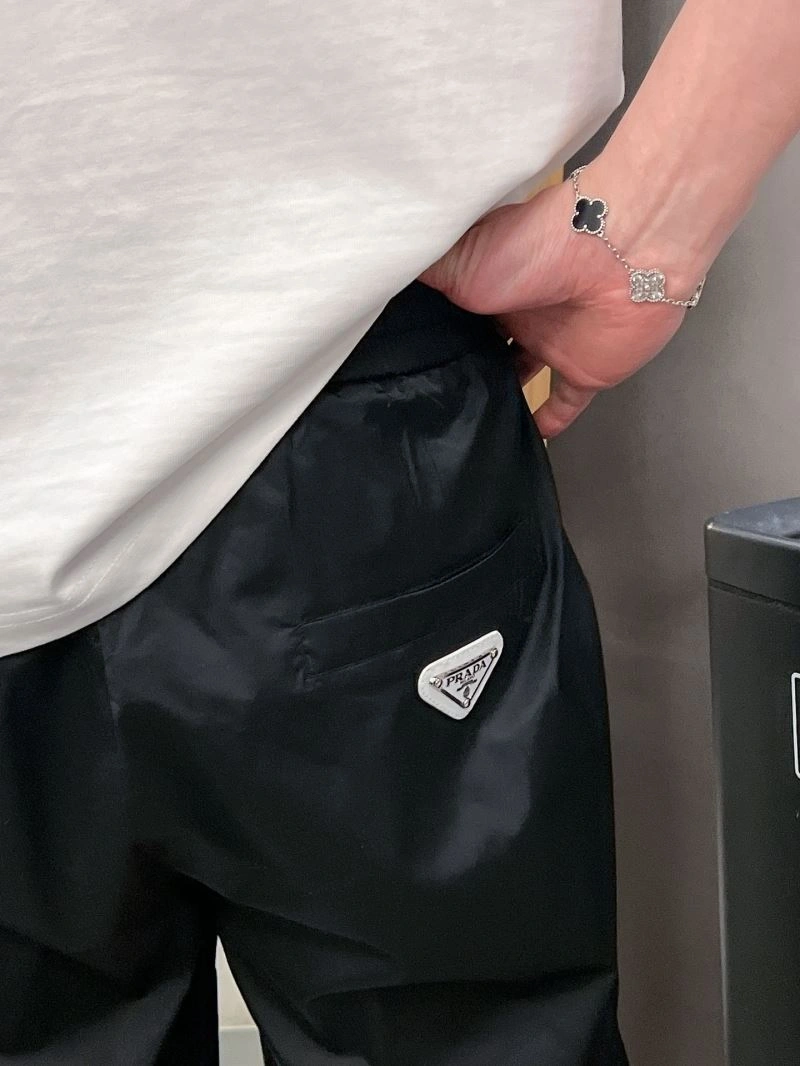 Accurate model Prada Short Pants