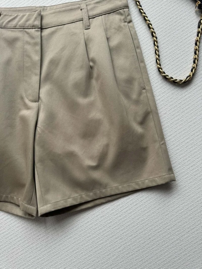Accurate model Prada Short Pants