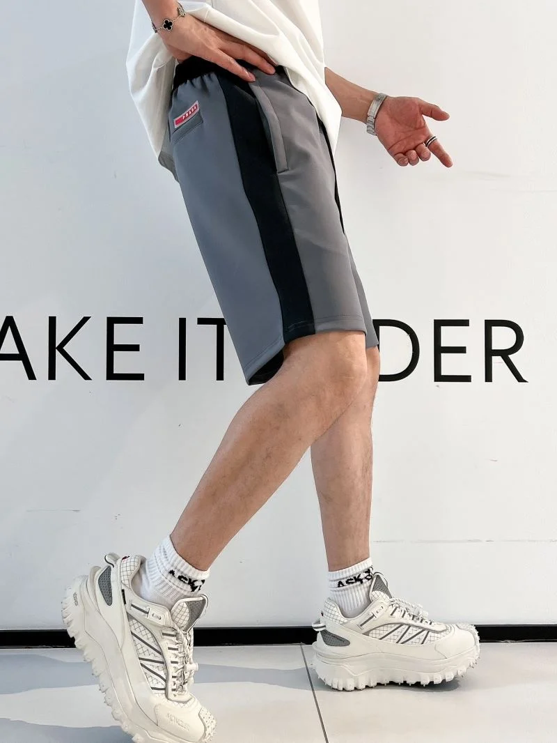 Accurate model Prada Short Pants
