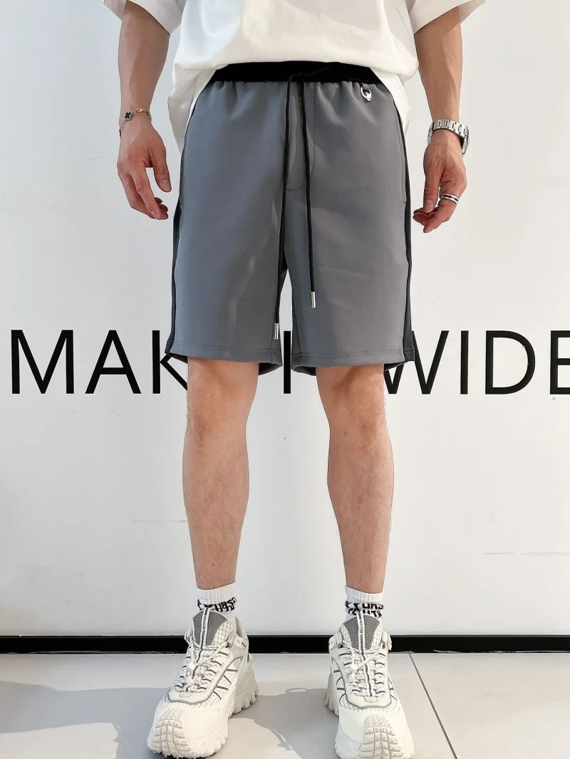 Accurate model Prada Short Pants