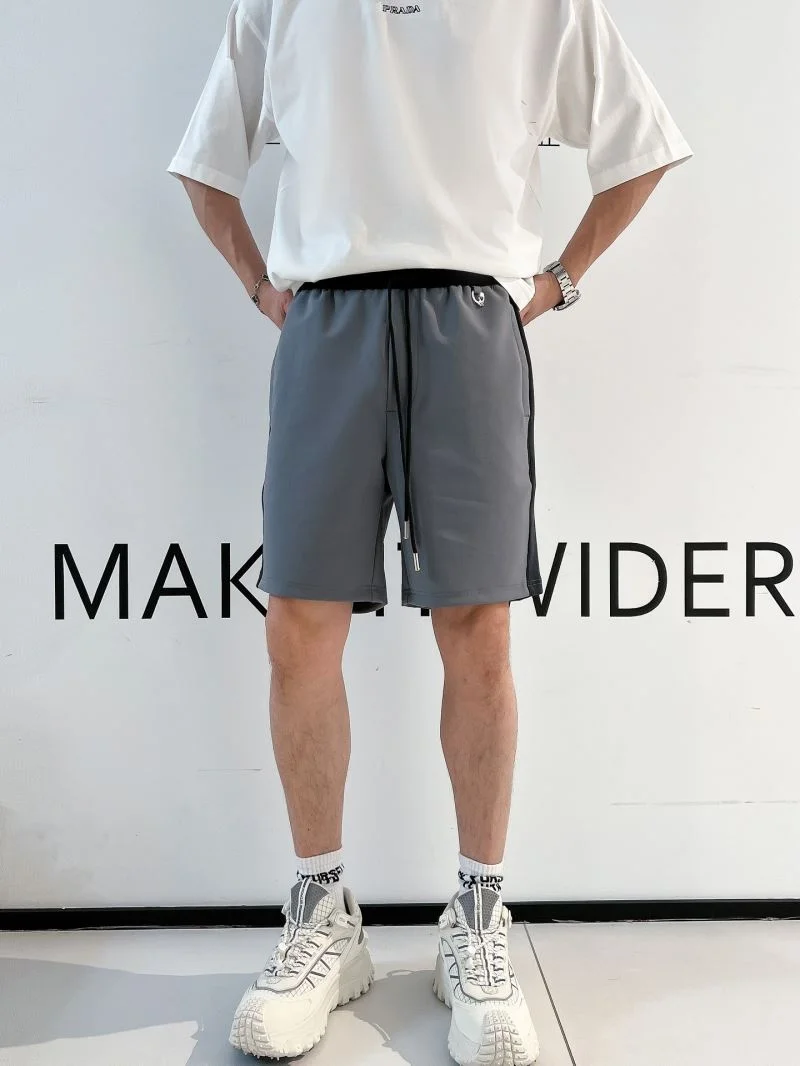 Accurate model Prada Short Pants