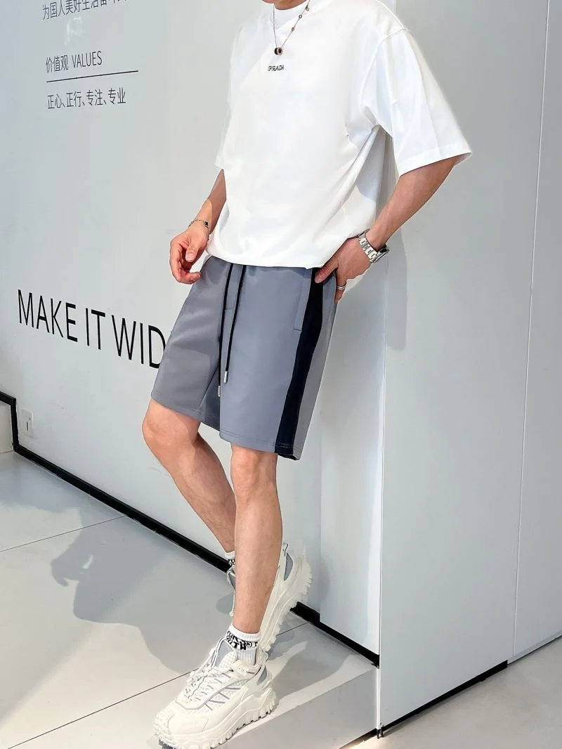 Accurate model Prada Short Pants
