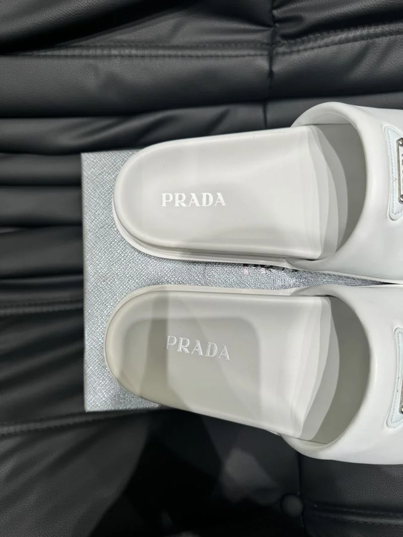 Bargain Prada Slippers