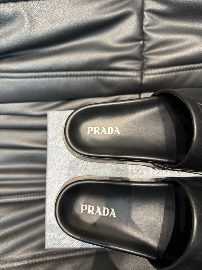 High accuracy Prada Slippers