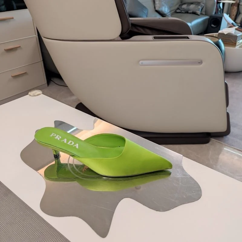 High accuracy Prada Slippers