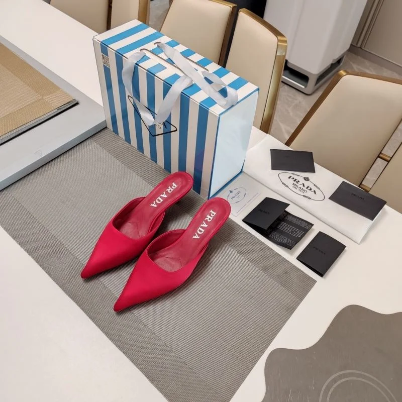 Top mirror Prada Slippers