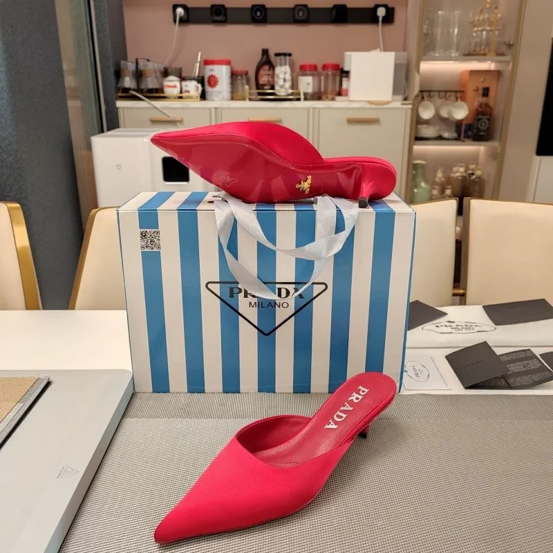 Top mirror Prada Slippers