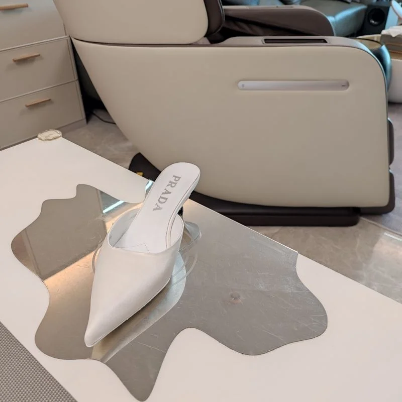 Brand-original Prada Slippers