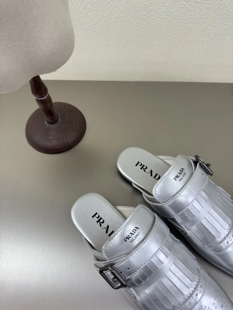High accuracy Prada Slippers