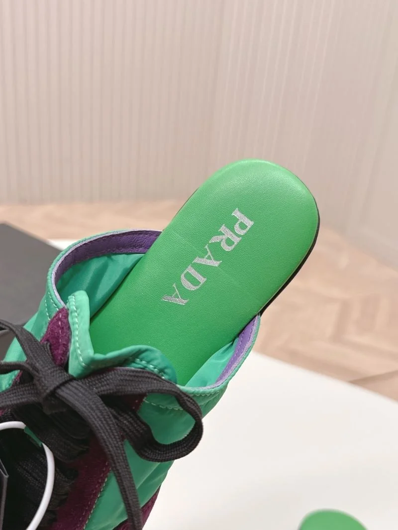 Low-cost Prada Slippers