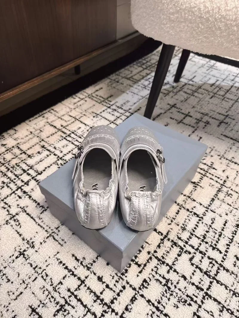 Precise copy Prada Slippers