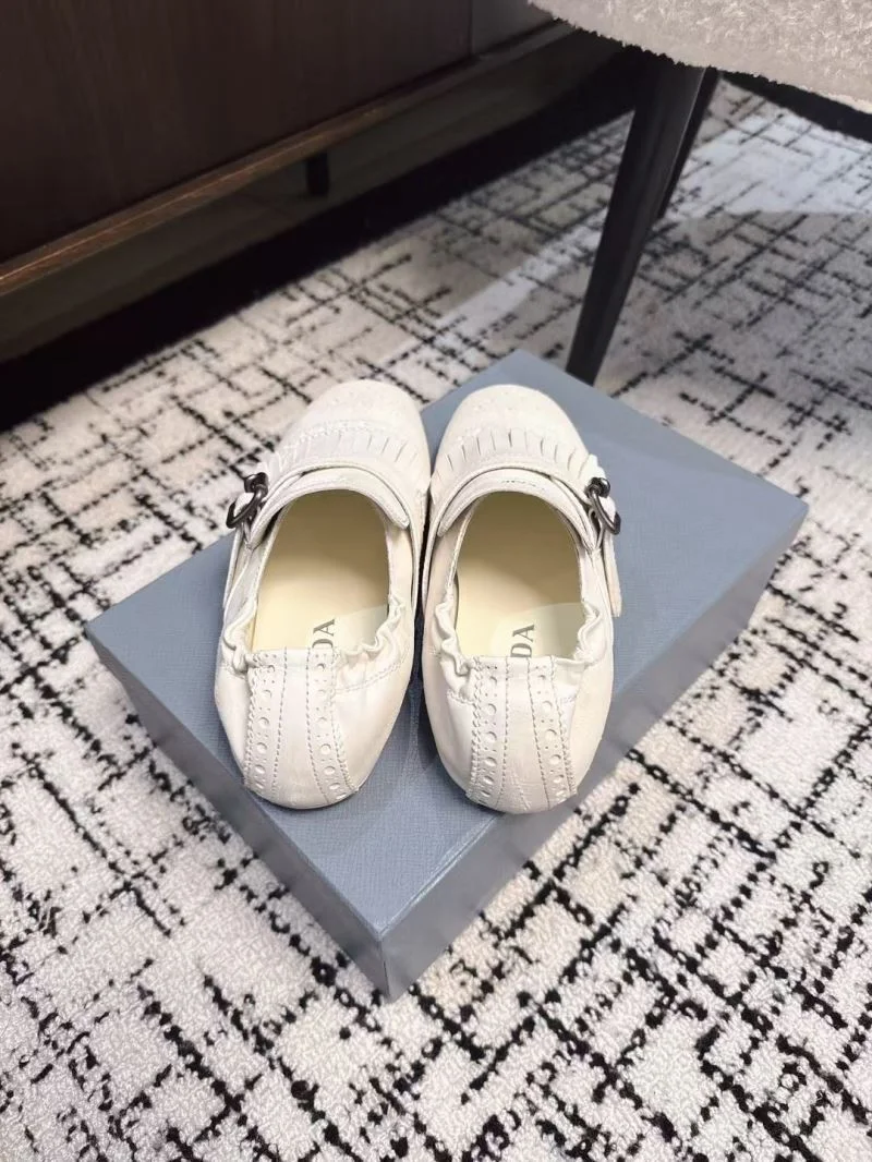 Mirror quality Prada Slippers